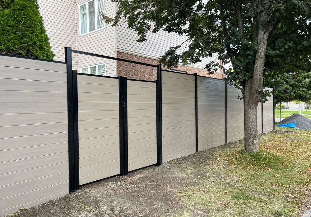How high can a fence be in Ontario - Bylaws Explained